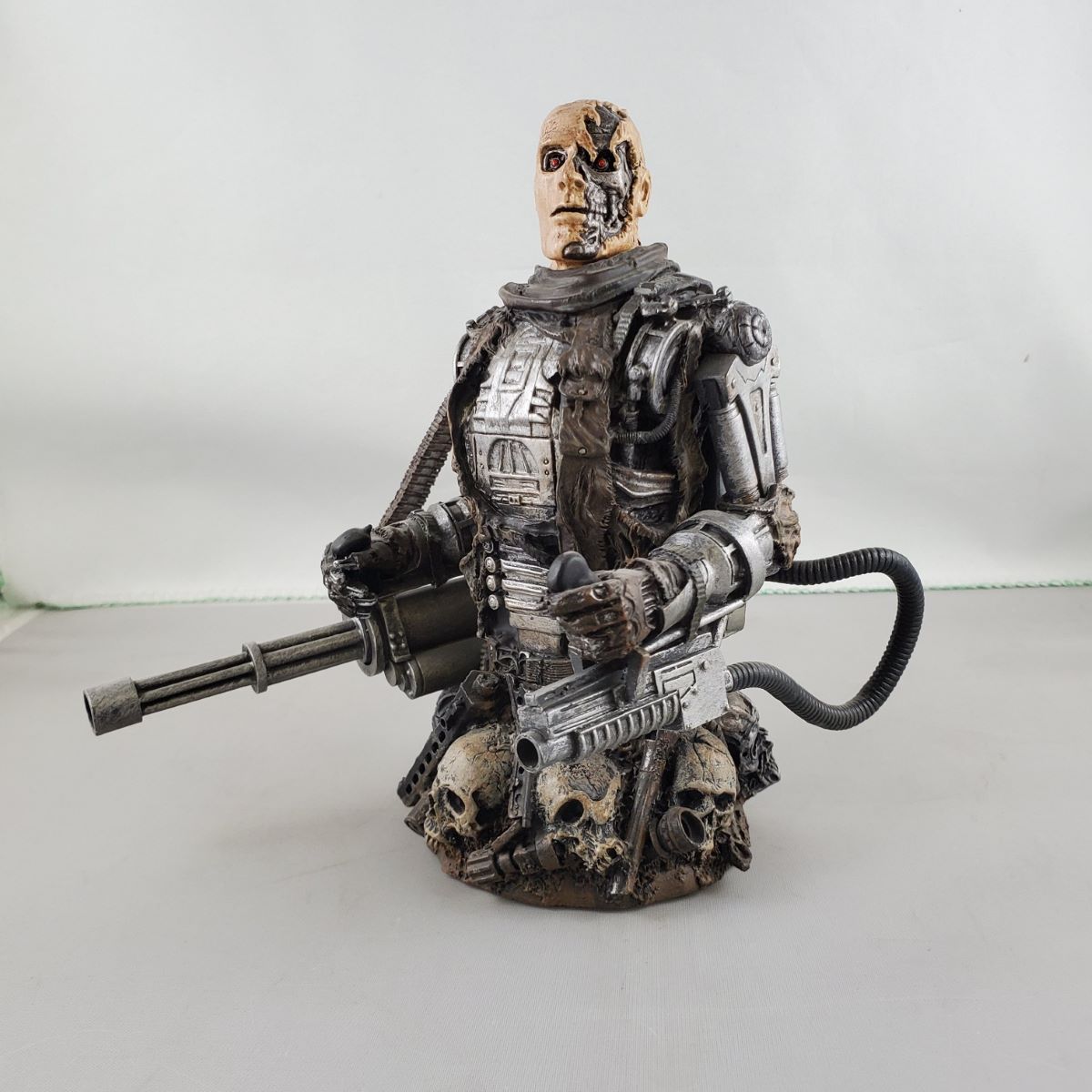 Terminator Salvation T-600 Bust – Comic-Kazi